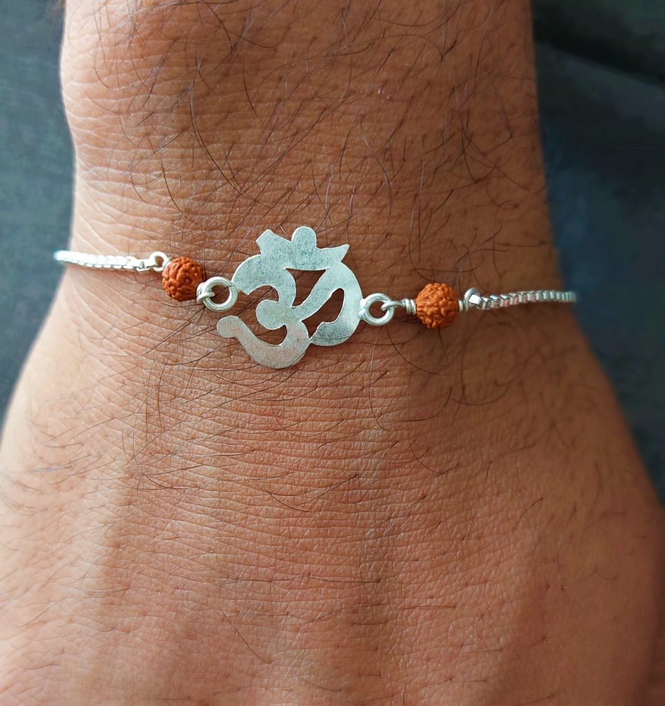 Om Silver Chain Rakhi – silver siddhi